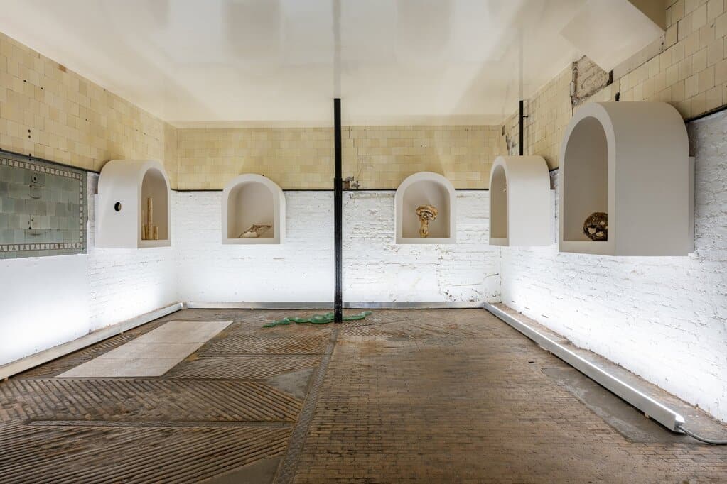 Nour Mobarak na Galleries Now - Arte Que Acontece