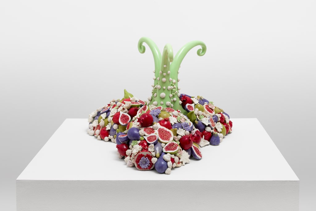 "O Meio é a Massagem" na Simões de Assis - Arte Que Acontece